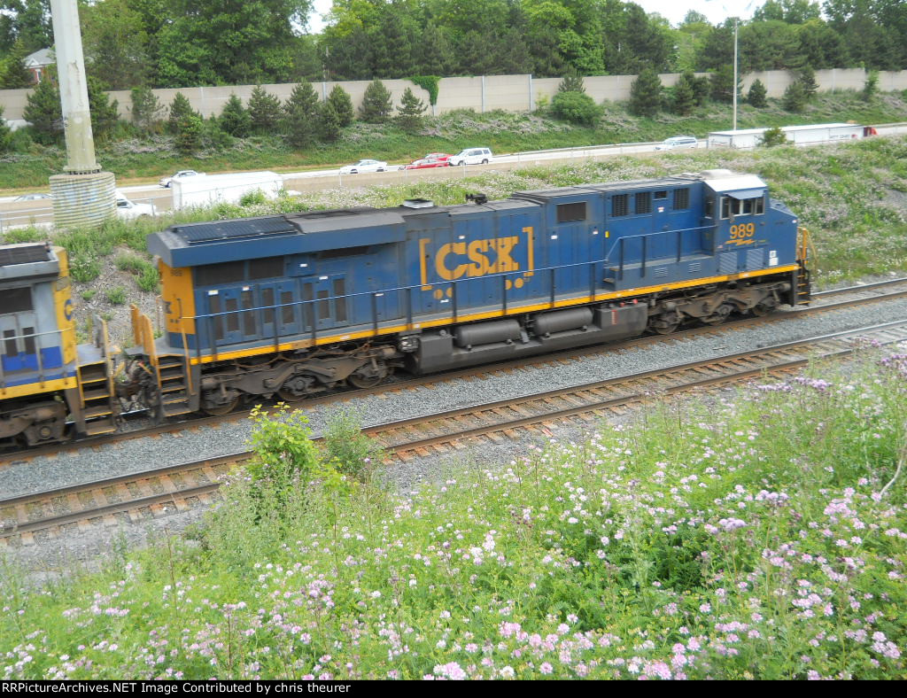CSX 989